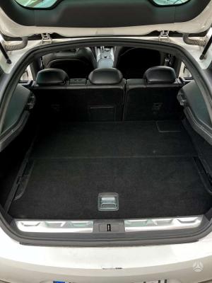 White Citroen DS5 2012 in Mazeikiai, with an engine capacity of 2.00 L and mileage of 229 thousand km for 5700 €, photo 22 on AUTOMOTO.COM.LV