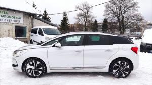 White Citroen DS5 2013 in Klaipeda, with an engine capacity of 2.00 L and mileage of 186 thousand km for 7990 €, photo 3 on AUTOMOTO.COM.LV