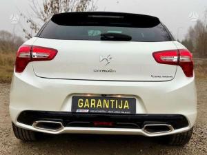 White Citroen DS5 2013 in Siauliai, with an engine capacity of 2.00 L and mileage of 250 thousand km for 6999 €, photo 6 on AUTOMOTO.COM.LV