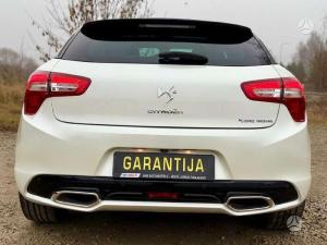 White Citroen DS5 2013 in Siauliai, with an engine capacity of 2.00 L and mileage of 250 thousand km for 5499 €, photo 6 on AUTOMOTO.COM.LV