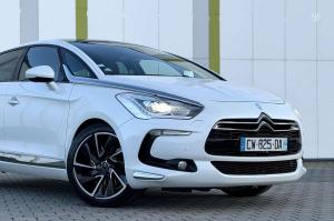 White Citroen DS5 2013 in Taurage, with an engine capacity of 2.00 L and mileage of 226 thousand km for 5800 €, photo 12 on AUTOMOTO.COM.LV
