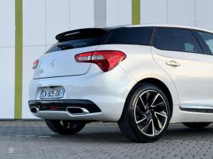 White Citroen DS5 2013 in Taurage, with an engine capacity of 2.00 L and mileage of 226 thousand km for 5800 €, photo 31 on AUTOMOTO.COM.LV