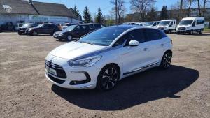 White Citroen DS5 2013 in Klaipeda, with an engine capacity of 2.00 L and mileage of 186 thousand km for 7590 €, photo 9 on AUTOMOTO.COM.LV