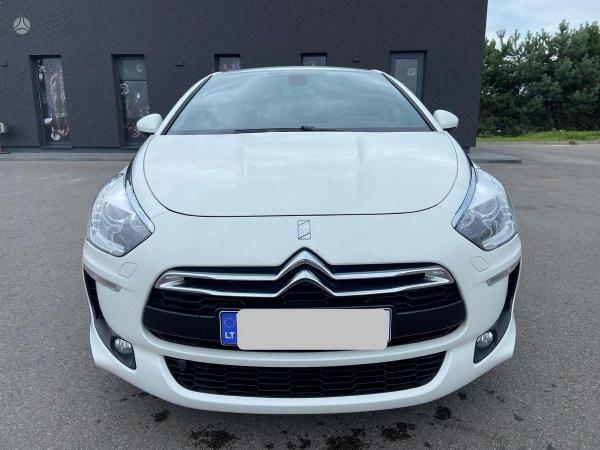 Balts Citroen DS5 2013 Kauņa, ar dzinēja tilpumu 1.60 L un nobraukumu 229 tūkst. km par 4850 €, foto 2 vietnē AUTOMOTO.COM.LV