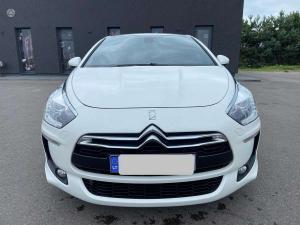 White Citroen DS5 2013 in Kaunas, with an engine capacity of 1.60 L and mileage of 229 thousand km for 4850 €, photo 3 on AUTOMOTO.COM.LV