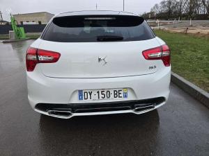 White Citroen DS5 2015 in Taurage, with an engine capacity of 2.00 L and mileage of 229 thousand km for 6900 €, photo 5 on AUTOMOTO.COM.LV