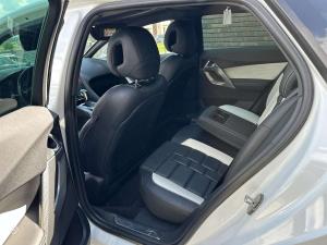 Balts Citroen DS5 2015 Viļņa, ar dzinēja tilpumu 2.00 L un nobraukumu 289 tūkst. km par 6899 €, foto 11 vietnē AUTOMOTO.COM.LV