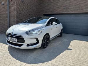 Balts Citroen DS5 2015 Viļņa, ar dzinēja tilpumu 2.00 L un nobraukumu 289 tūkst. km par 6899 €, foto 16 vietnē AUTOMOTO.COM.LV