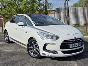Balts Citroen DS5 2015 Šauļi, ar dzinēja tilpumu 2.00 L un nobraukumu 191 tūkst. km par 5900 €, foto  vietnē AUTOMOTO.COM.LV