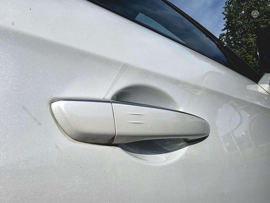 Balts Citroen DS5 2015 Šauļi, ar dzinēja tilpumu 2.00 L un nobraukumu 191 tūkst. km par 5900 €, foto 16 vietnē AUTOMOTO.COM.LV