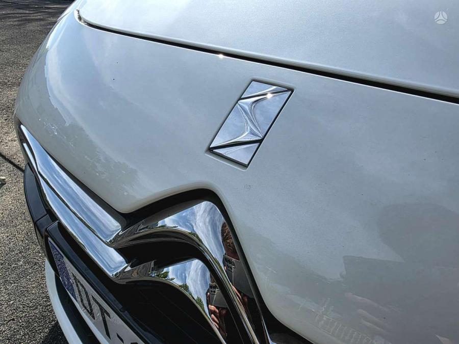 Balts Citroen DS5 2015 Šauļi, ar dzinēja tilpumu 2.00 L un nobraukumu 191 tūkst. km par 5900 €, foto 19 vietnē AUTOMOTO.COM.LV