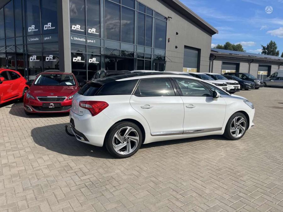 Balts Citroen DS5 2015 Tauragė, ar dzinēja tilpumu 2.00 L un nobraukumu 255 tūkst. km par 6300 €, foto 7 vietnē AUTOMOTO.COM.LV