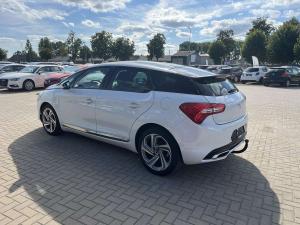 Balts Citroen DS5 2015 Tauragė, ar dzinēja tilpumu 2.00 L un nobraukumu 255 tūkst. km par 6300 €, foto 10 vietnē AUTOMOTO.COM.LV
