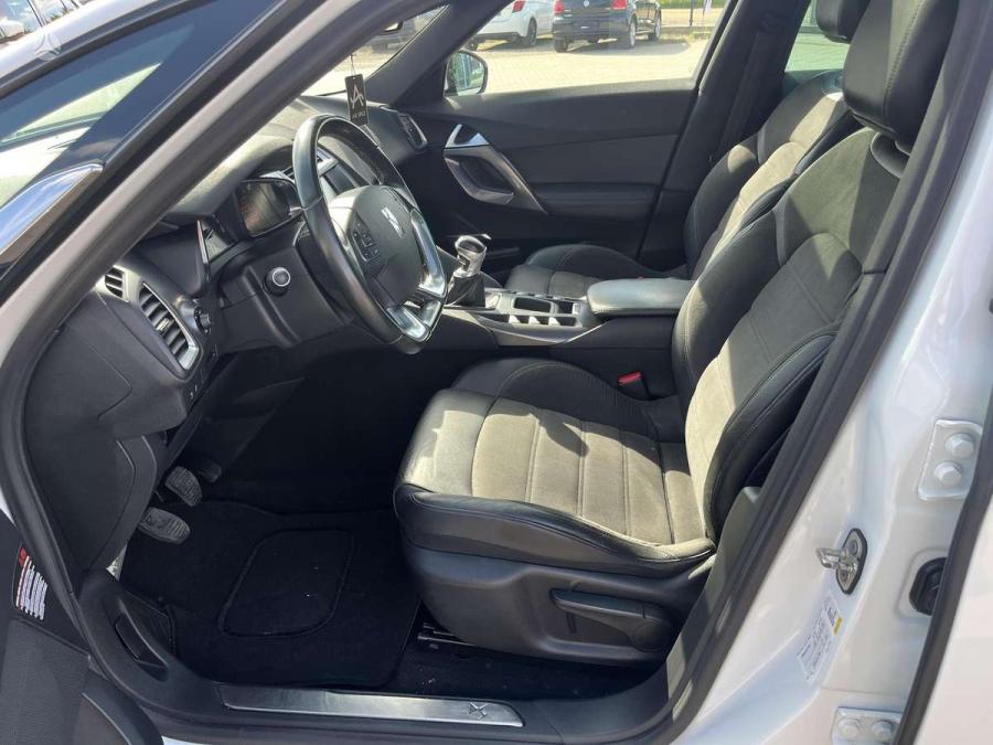 Balts Citroen DS5 2015 Tauragė, ar dzinēja tilpumu 2.00 L un nobraukumu 255 tūkst. km par 6300 €, foto 13 vietnē AUTOMOTO.COM.LV