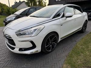 Balts Citroen DS5 2012 Kauņa, ar dzinēja tilpumu 2.00 L un nobraukumu 255 tūkst. km par 5990 €, foto  vietnē AUTOMOTO.COM.LV