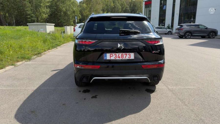 Melns Citroen DS7 2022 Kauņa, ar dzinēja tilpumu 1.50 L un nobraukumu 100 tūkst. km par 18937 €, foto 9 vietnē AUTOMOTO.COM.LV