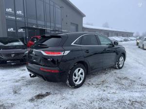 Black Citroen DS7 2019 in Taurage, with an engine capacity of 1.50 L and mileage of 259 thousand km for 10900 €, photo 5 on AUTOMOTO.COM.LV