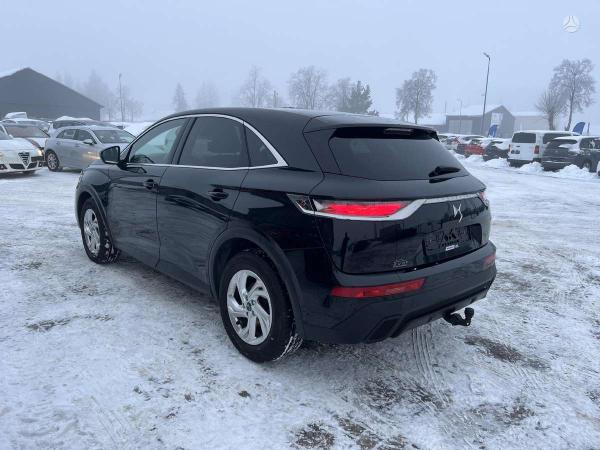 Black Citroen DS7 2019 in Taurage, with an engine capacity of 1.50 L and mileage of 259 thousand km for 10900 €, photo 9 on AUTOMOTO.COM.LV