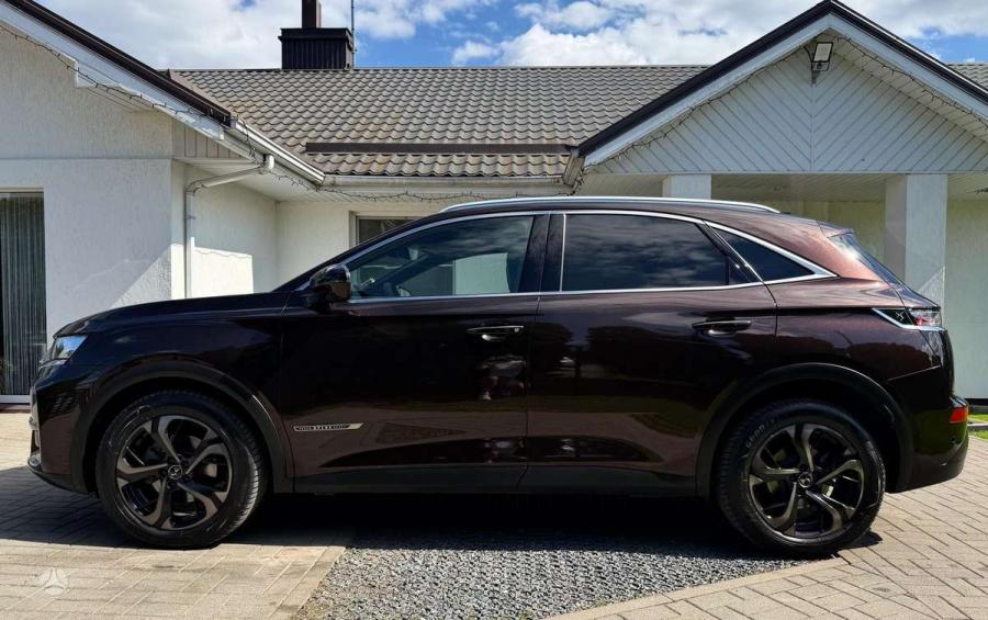 Brown Citroen DS7 2019 in Kaunas, with an engine capacity of 2.00 L and mileage of 215 thousand km for 17500 €, photo 19 on AUTOMOTO.COM.LV