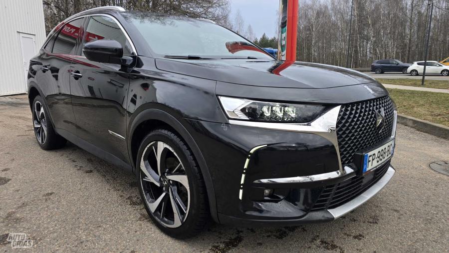 Black Citroen DS7 Crossback 2019 in Kaunas, with an engine capacity of 2.00 L and mileage of 168 thousand km for 18800 €, photo 3 on AUTOMOTO.COM.LV