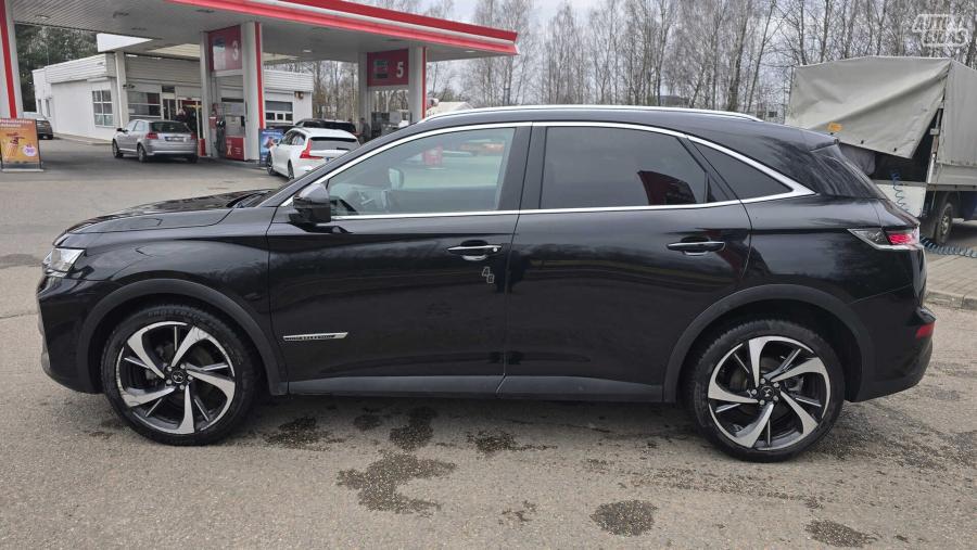 Black Citroen DS7 Crossback 2019 in Kaunas, with an engine capacity of 2.00 L and mileage of 168 thousand km for 18800 €, photo 11 on AUTOMOTO.COM.LV