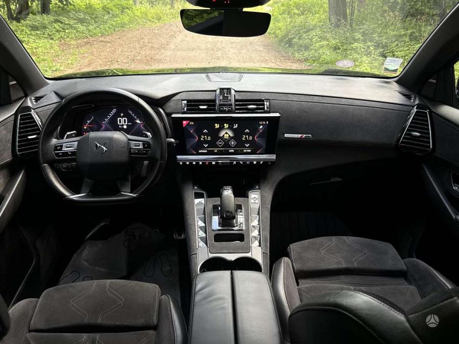 Черный Ситроен DS7 Crossback 2019 в Таураге, объемом двигателя 1.60 л и пробегом 102 тыс. км за 14900 €, фото 15 на AUTOMOTO.COM.LV