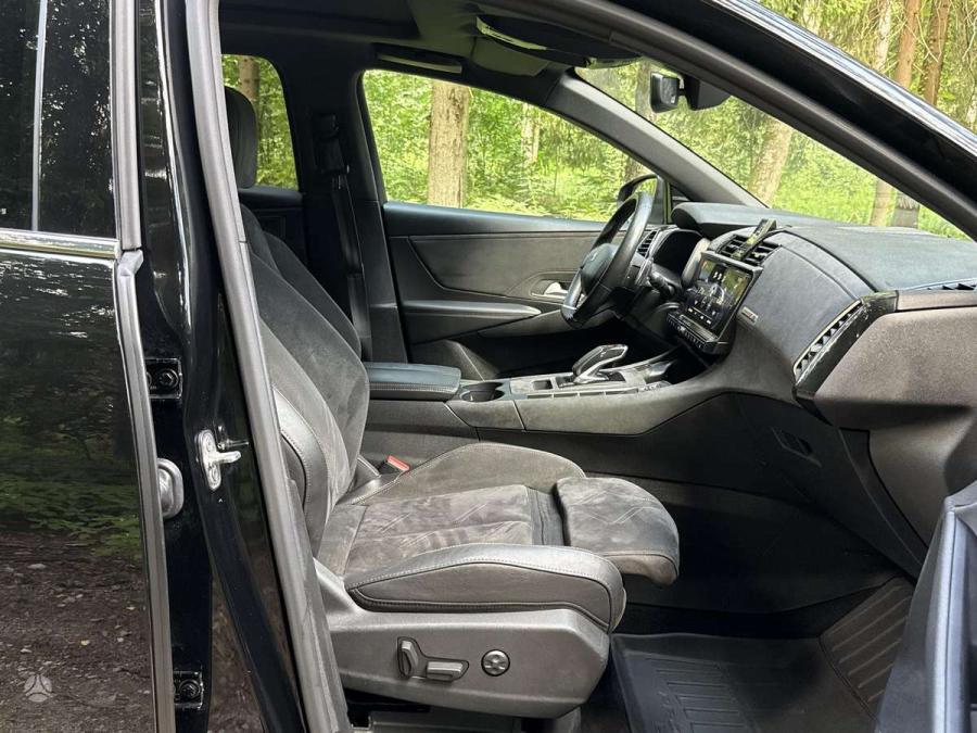 Черный Ситроен DS7 Crossback 2019 в Таураге, объемом двигателя 1.60 л и пробегом 102 тыс. км за 14900 €, фото 16 на AUTOMOTO.COM.LV