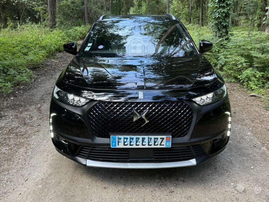 Melns Citroen DS7 Crossback 2019 Tauragė, ar dzinēja tilpumu 1.60 L un nobraukumu 103 tūkst. km par 14800 €, foto 3 vietnē AUTOMOTO.COM.LV