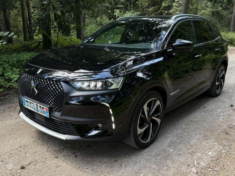 Melns Citroen DS7 Crossback 2019 Tauragė, ar dzinēja tilpumu 1.60 L un nobraukumu 103 tūkst. km par 14800 €, foto 5 vietnē AUTOMOTO.COM.LV