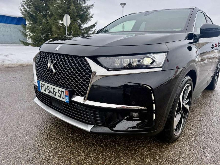 Black Citroen DS7 Crossback 2020 in Taurage, with an engine capacity of 2.00 L and mileage of 250 thousand km for 15900 €, photo 3 on AUTOMOTO.COM.LV