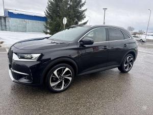 Black Citroen DS7 Crossback 2020 in Taurage, with an engine capacity of 2.00 L and mileage of 250 thousand km for 15900 €, photo 7 on AUTOMOTO.COM.LV