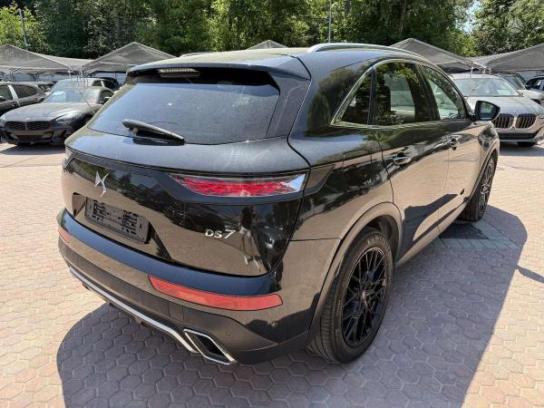 Melns Citroen DS7 Crossback 2020 Šauļi, ar dzinēja tilpumu 2.00 L un nobraukumu 230 tūkst. km par 15700 €, foto 4 vietnē AUTOMOTO.COM.LV
