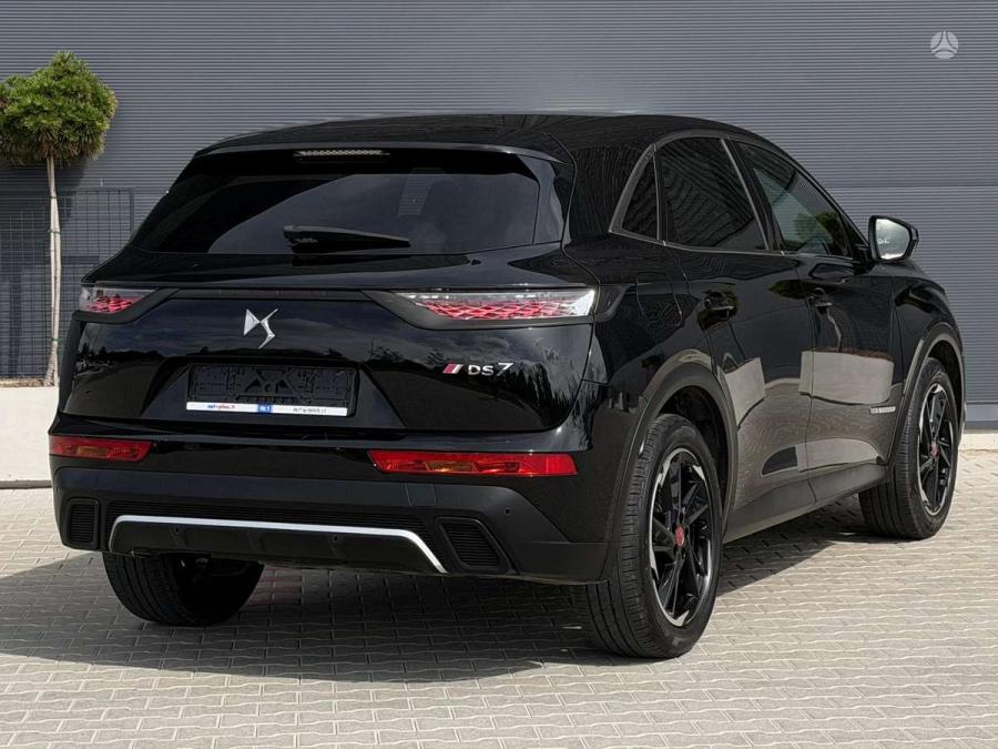 Melns Citroen DS7 Crossback 2020 Šauļi, ar dzinēja tilpumu 1.50 L un nobraukumu 212 tūkst. km par 13890 €, foto 6 vietnē AUTOMOTO.COM.LV