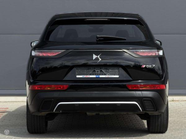 Black Citroen DS7 Crossback 2020 in Siauliai, with an engine capacity of 1.50 L and mileage of 212 thousand km for 13890 €, photo 6 on AUTOMOTO.COM.LV