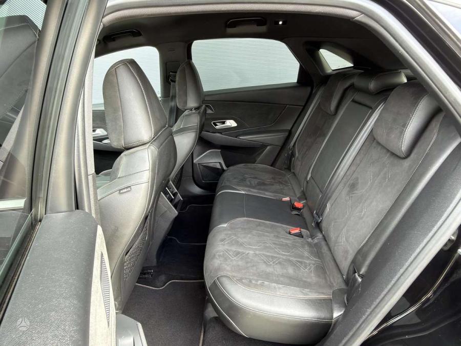Melns Citroen DS7 Crossback 2020 Šauļi, ar dzinēja tilpumu 1.50 L un nobraukumu 212 tūkst. km par 13890 €, foto 19 vietnē AUTOMOTO.COM.LV