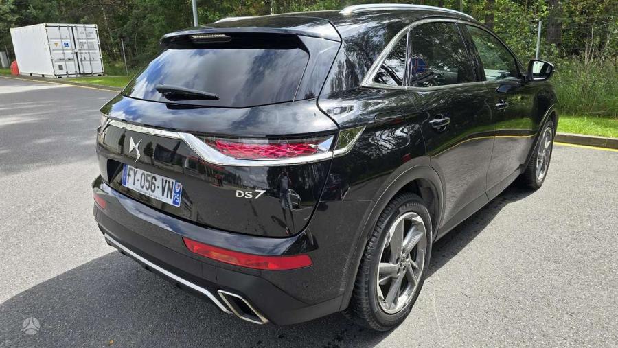 Melns Citroen DS7 Crossback 2021 Kauņa, ar dzinēja tilpumu 1.60 L un nobraukumu 195 tūkst. km par 18200 €, foto 7 vietnē AUTOMOTO.COM.LV