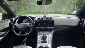 Melns Citroen DS7 Crossback 2021 Kauņa, ar dzinēja tilpumu 1.60 L un nobraukumu 195 tūkst. km par 18200 €, foto 30 vietnē AUTOMOTO.COM.LV