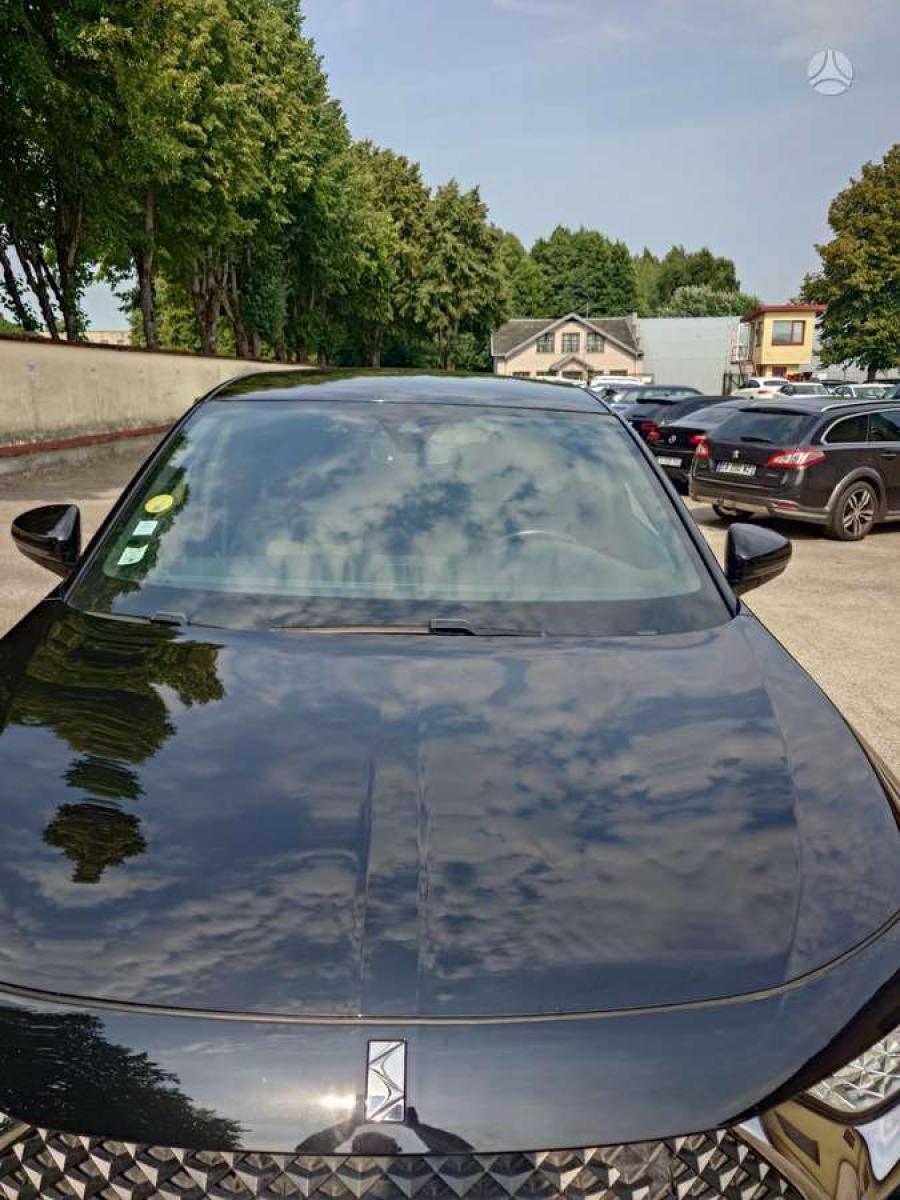 Melns Citroen DS7 Crossback 2022 Tauragė, ar dzinēja tilpumu 1.50 L un nobraukumu 147 tūkst. km par 17545 €, foto 8 vietnē AUTOMOTO.COM.LV