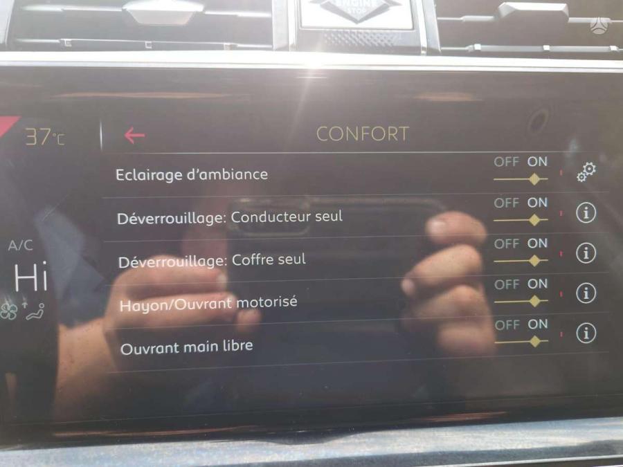 Melns Citroen DS7 Crossback 2022 Tauragė, ar dzinēja tilpumu 1.50 L un nobraukumu 147 tūkst. km par 17545 €, foto 14 vietnē AUTOMOTO.COM.LV