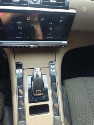 Melns Citroen DS7 Crossback 2022 Tauragė, ar dzinēja tilpumu 1.50 L un nobraukumu 147 tūkst. km par 17545 €, foto 19 vietnē AUTOMOTO.COM.LV