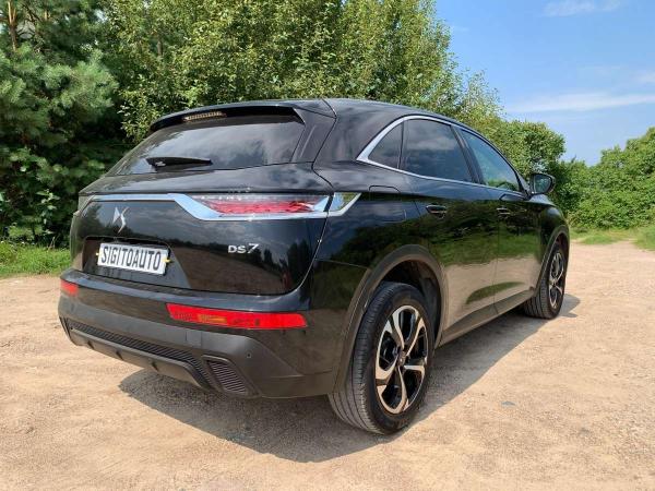 Черный Ситроен DS7 Crossback 2022 в Вильнюс, объемом двигателя 1.50 л и пробегом 147 тыс. км за 16819 €, фото 3 на AUTOMOTO.COM.LV