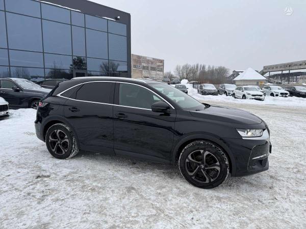 Zils Citroen DS7 Crossback 2018 Telšiai, ar dzinēja tilpumu 1.50 L un nobraukumu 150 tūkst. km par 12500 €, foto 9 vietnē AUTOMOTO.COM.LV