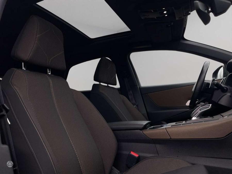Brown Citroen DS7 Crossback 2019 in Vilnius, with an engine capacity of 2.00 L and mileage of 144 thousand km for 16699 €, photo 10 on AUTOMOTO.COM.LV