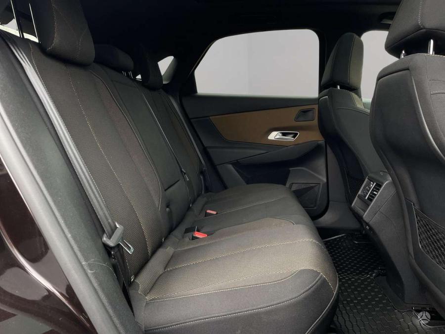 Brown Citroen DS7 Crossback 2019 in Vilnius, with an engine capacity of 2.00 L and mileage of 144 thousand km for 16699 €, photo 11 on AUTOMOTO.COM.LV