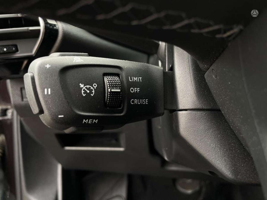 Brown Citroen DS7 Crossback 2019 in Vilnius, with an engine capacity of 2.00 L and mileage of 144 thousand km for 16699 €, photo 17 on AUTOMOTO.COM.LV