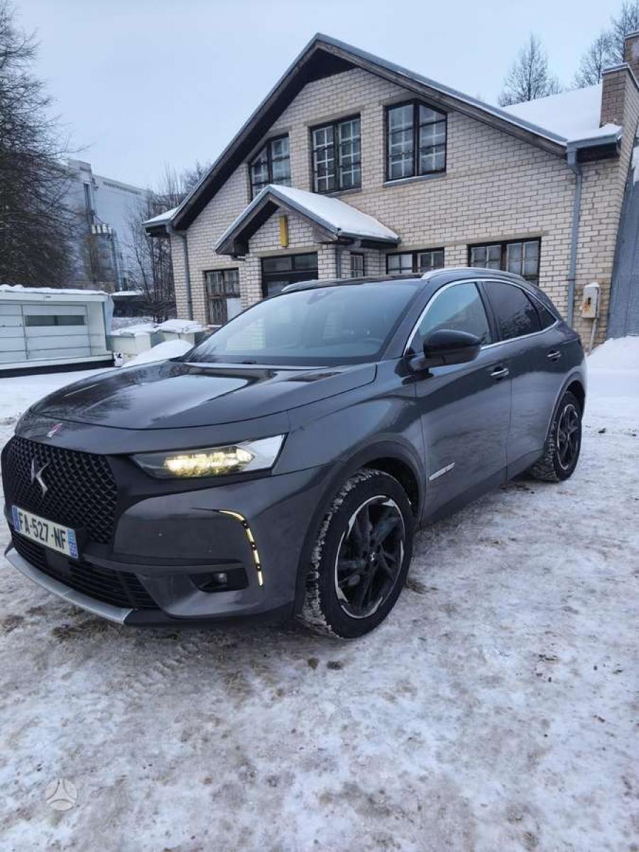 Grey Citroen DS7 Crossback 2018 in Taurage, with an engine capacity of 2.00 L and mileage of 193 thousand km for 16900 €, photo 1 on AUTOMOTO.COM.LV