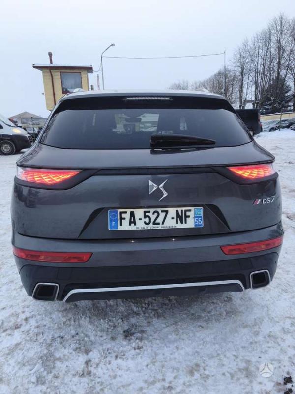 Grey Citroen DS7 Crossback 2018 in Taurage, with an engine capacity of 2.00 L and mileage of 193 thousand km for 16900 €, photo 4 on AUTOMOTO.COM.LV