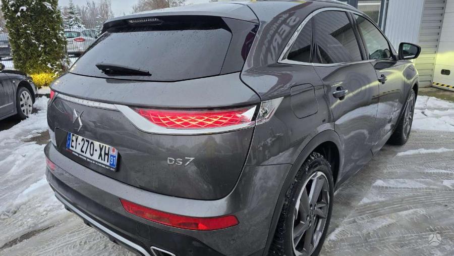 Pelēks Citroen DS7 Crossback 2018 Kauņa, ar dzinēja tilpumu 2.00 L un nobraukumu 232 tūkst. km par 16200 €, foto 6 vietnē AUTOMOTO.COM.LV