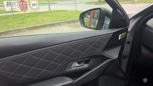 Grey Citroen DS7 Crossback 2018 in Kaunas, with an engine capacity of 2.00 L and mileage of 160 thousand km for 17700 €, photo 15 on AUTOMOTO.COM.LV