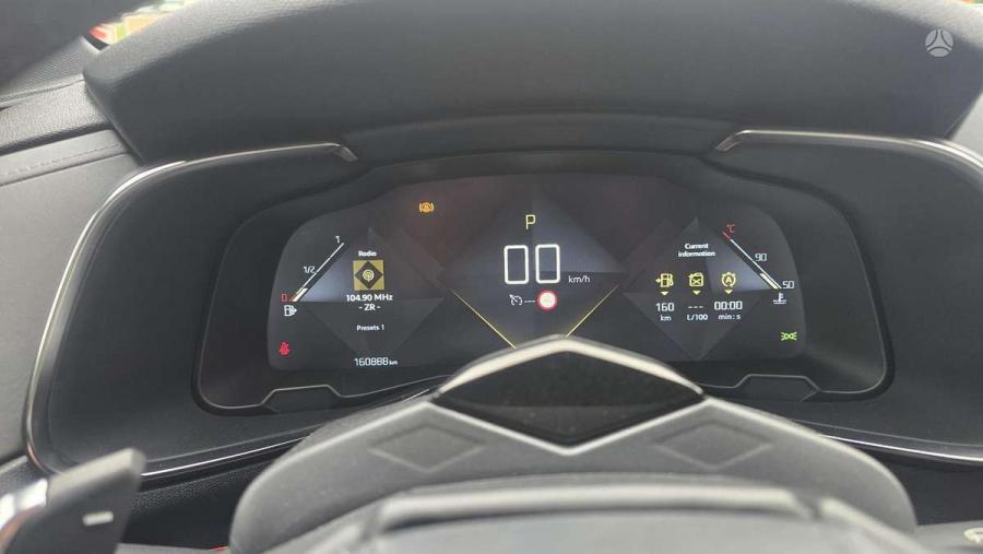 Grey Citroen DS7 Crossback 2018 in Kaunas, with an engine capacity of 2.00 L and mileage of 160 thousand km for 17700 €, photo 20 on AUTOMOTO.COM.LV